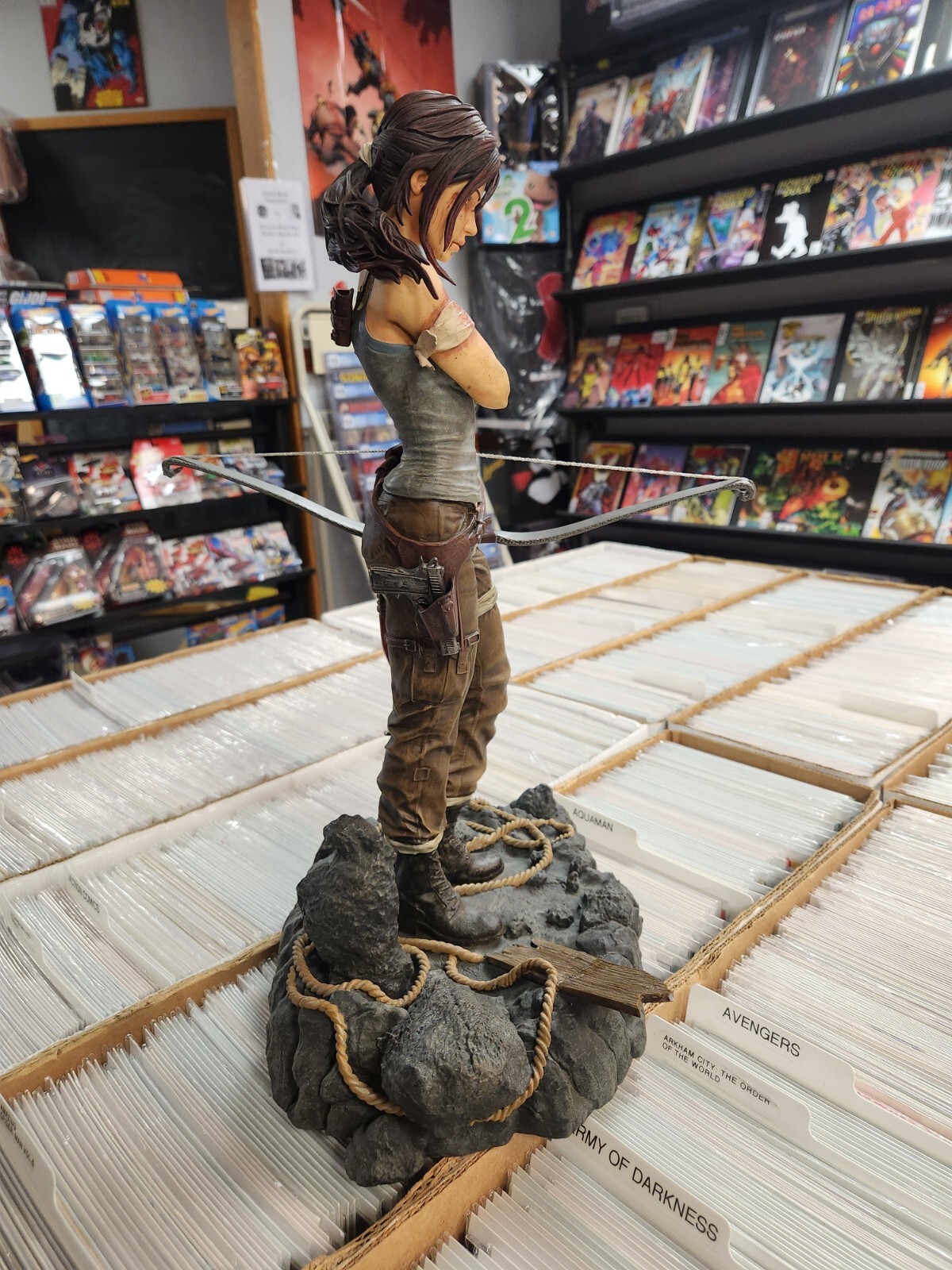Gaming heads Lara Croft Tomb Raider Exclusive Limited Statue Figure | eBay