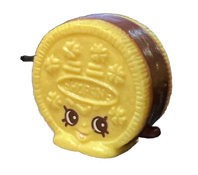 Shopkins Season 3 ULTRA RARE Cream E Cookie Yellow | eBay