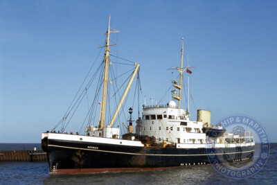 Trinity House Buoy Tender MERMAID - 6X4 (10X15) Photograph | eBay UK