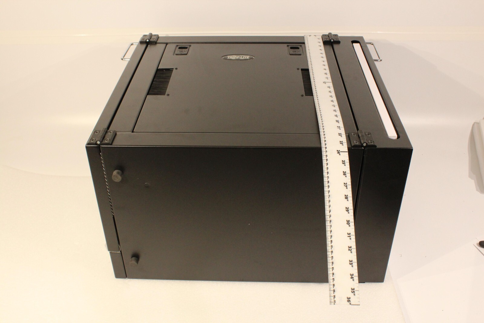 6U Wall Mount Rack Enclosure Cabinet New Tripp Lite SRW6U | eBay