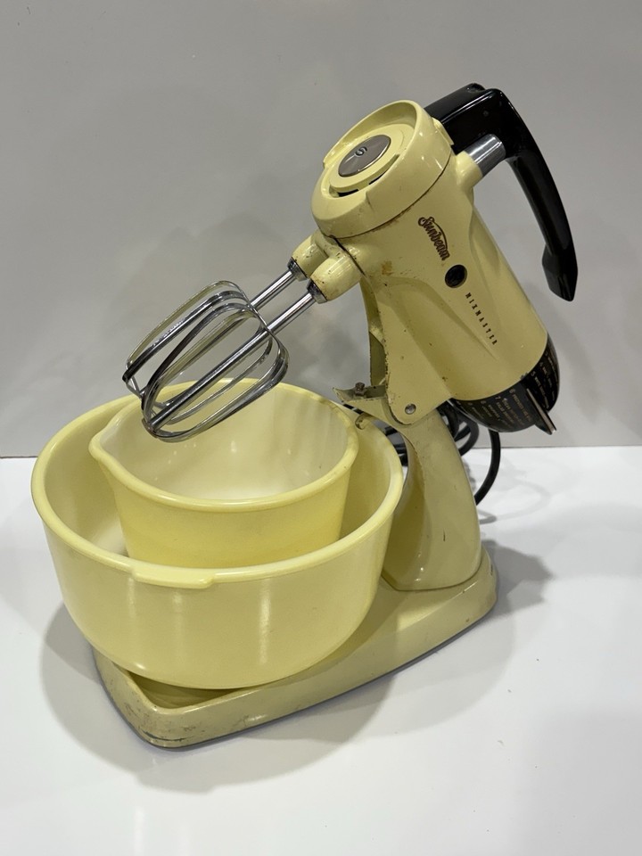 Vtg 1950s Sunbeam Mixmaster Yellow Stand Mixer Complete 2 Orig ...