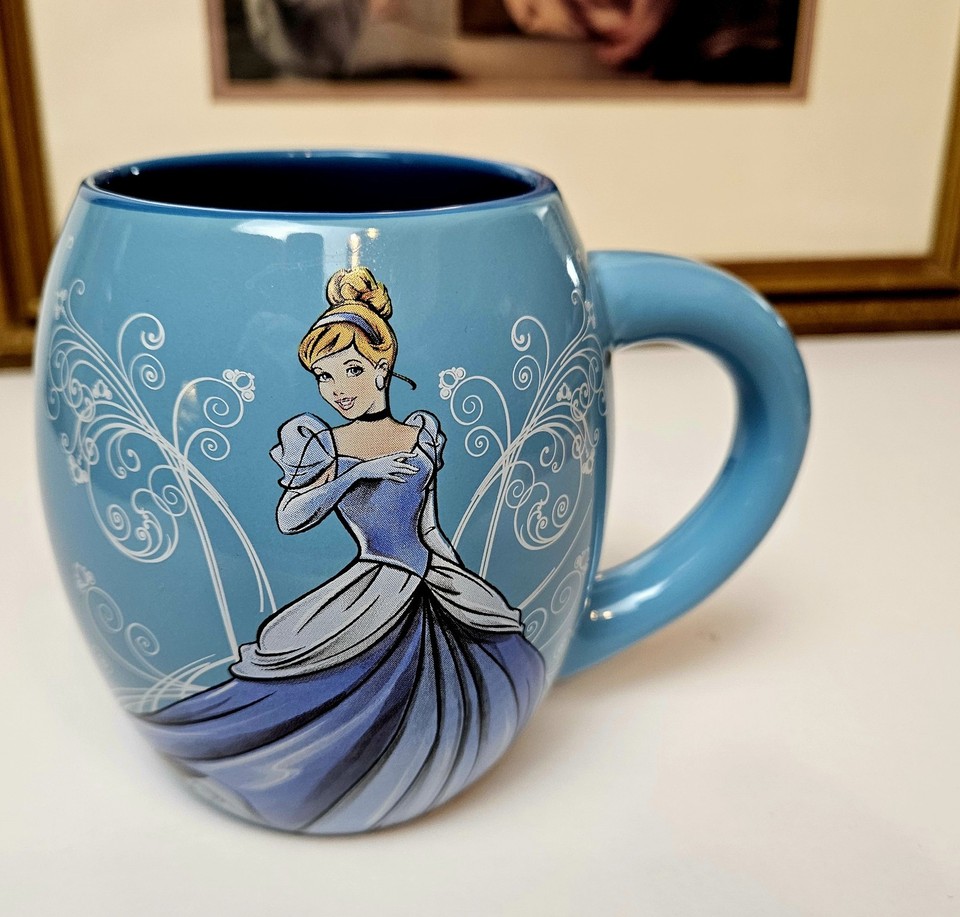Walt Disney's Princess Cinderella Blue Coffee 18oz Oval Mug "Dreams ...