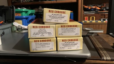 Ho Scale Red Caboose 1950s 5 Car Kit Lot | eBay