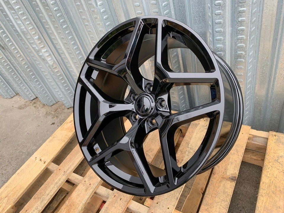 20x10 / 20x11 Wheels For Chevy Camaro Rims 20" Staggered Gloss Black ...