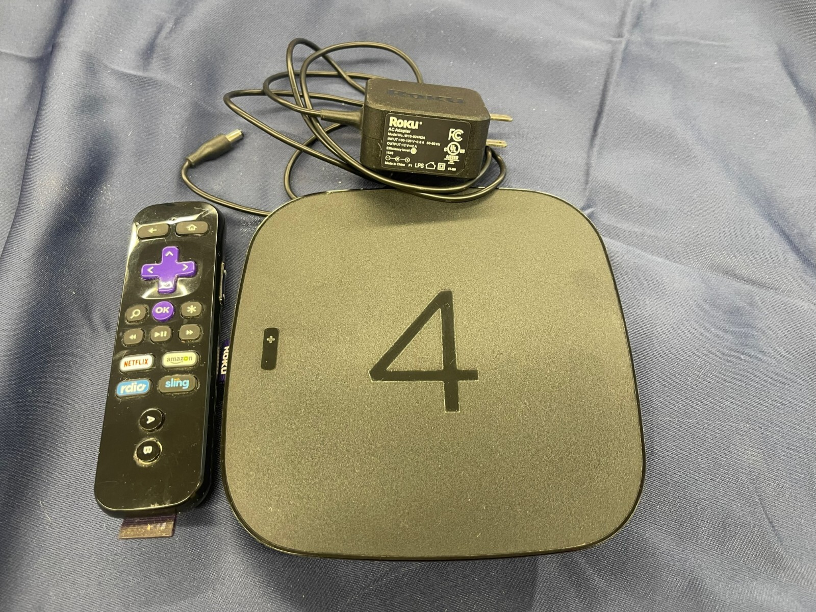 Roku 4 (4th Generation) Media Streamer 4400X - Black Remote Included ...