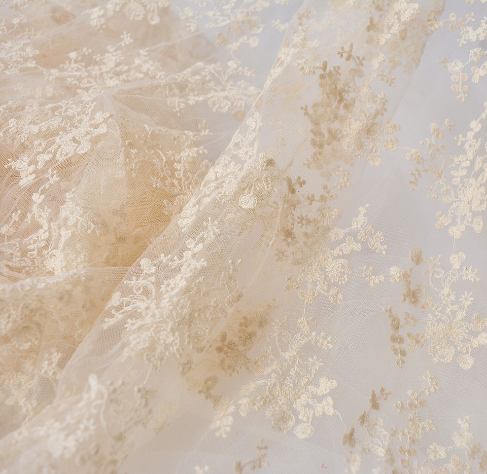 Bridal Dress Costume Lace Tulle Cream Floral Embroidery Wedding Gown ...