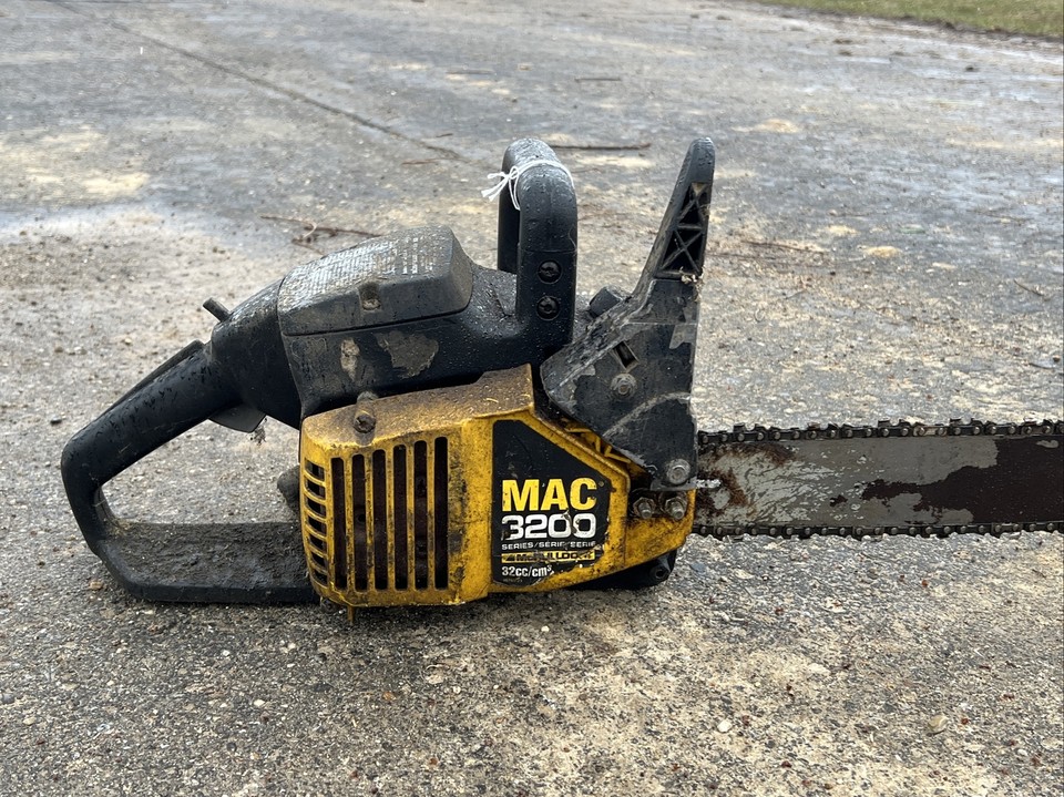 Vintage McCulloch - MAC 3200 Chainsaw Chain Saw with Bar | eBay