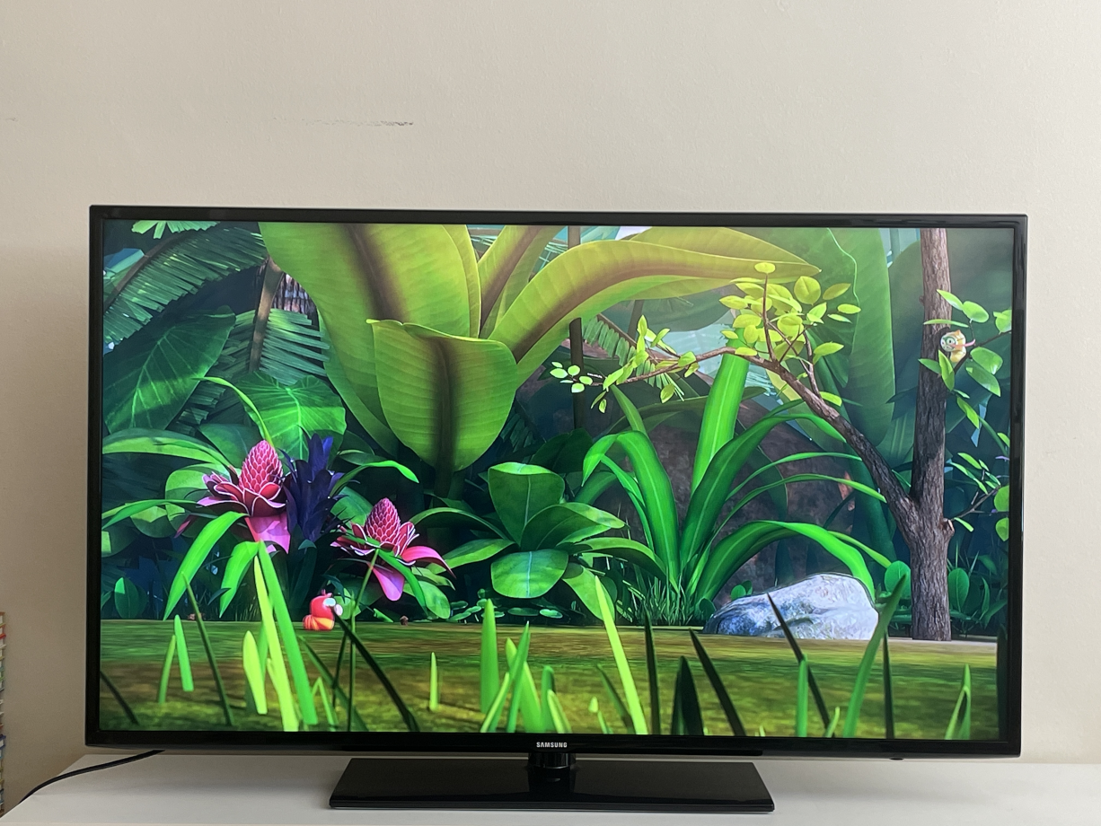Samsung 55" Smart LED Flat TV 2017 (Used), Fully working, Clean Screen ...