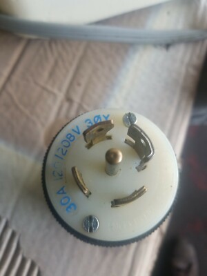 Plugs - 120 208V 30Y