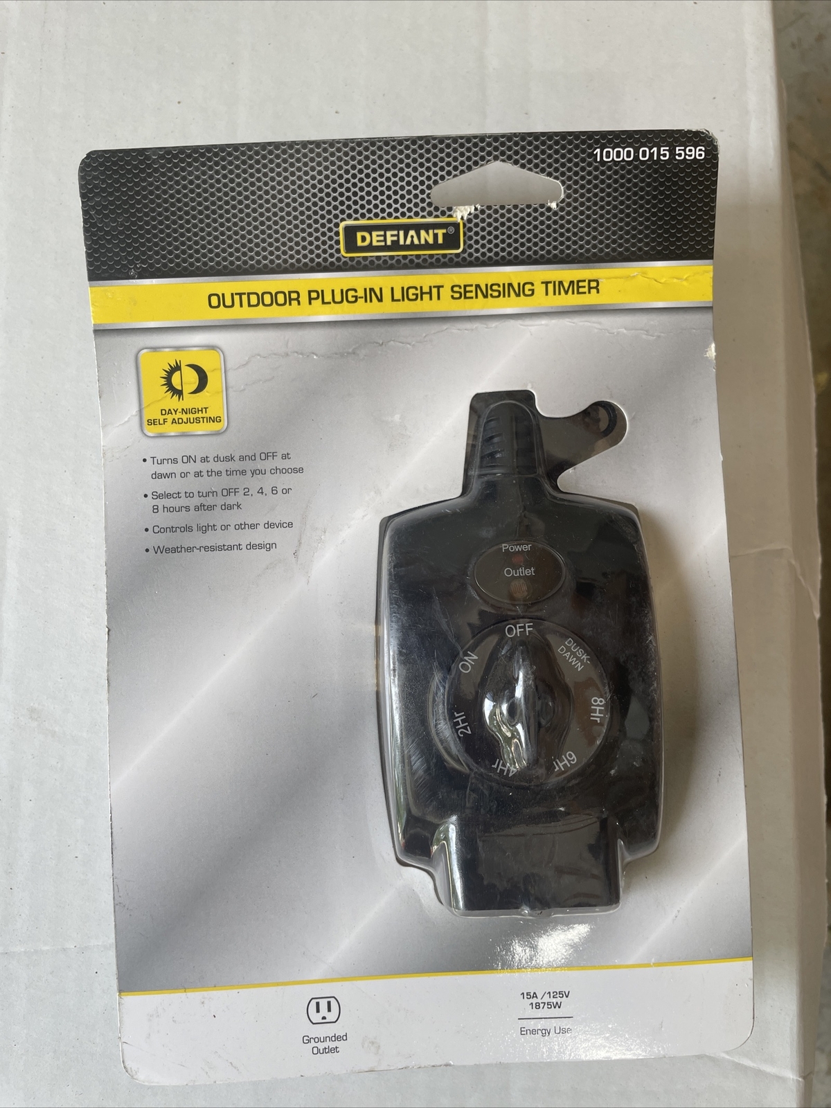 Defiant 15 Amp 24-Hour Outdoor Plug-In Mechanical Dusk-Dawn Countdown ...