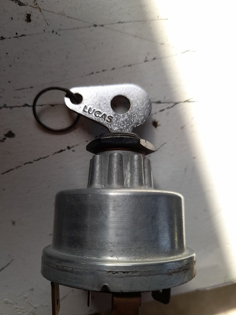Lucas Model 128SA Ignition Switch 35327 Perkins 2846130 for sale online ...
