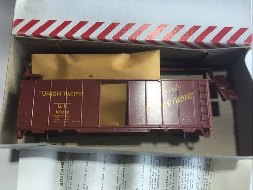 McKEAN HO Scale 40' DD XH Box Car Kit. UNION PACIFIC . NIB NOS 952209 ...