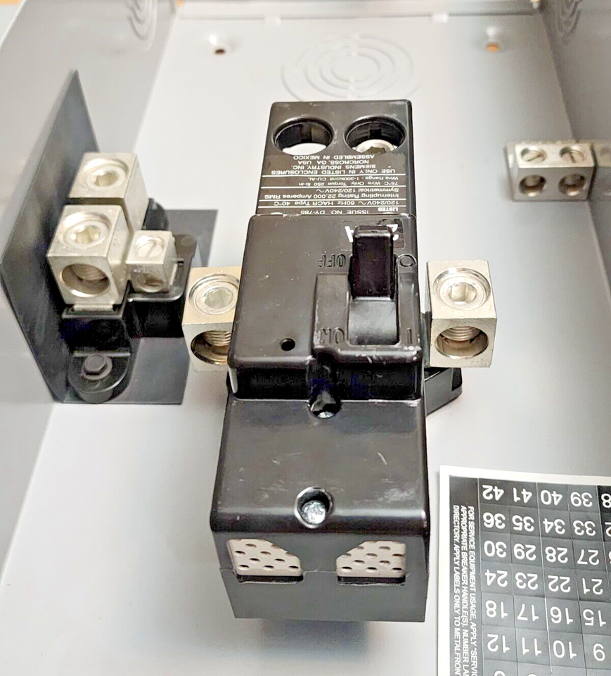 Siemens W0202MB1200CU, 200 Amp Outdoor Circuit Breaker Enclosure, Main ...