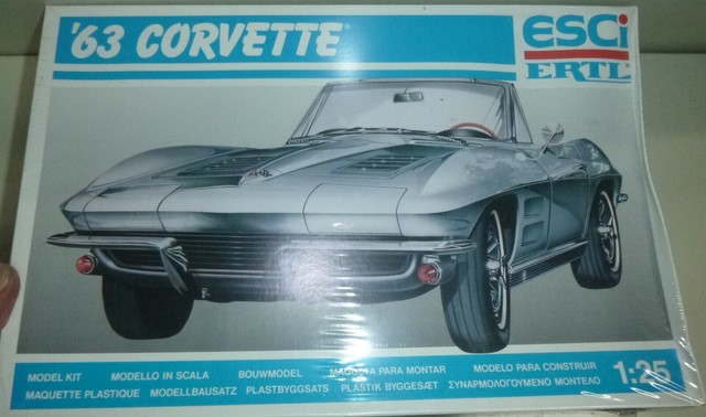 ESCI / Ertl 1963 Corvette Convertible 1/25 Scale Model Kit # 3507 ...