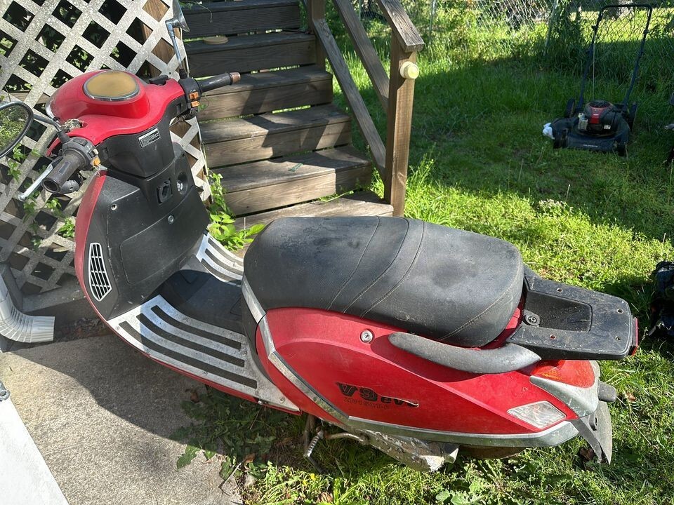 EVO 9 BMS 150CC Gas powered scooter with Yamaha GY6 Engine. AS-IS | eBay