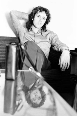 Donovan performing on 1973 Japan Tour MUSIC PHOTO 8 | eBay Australia