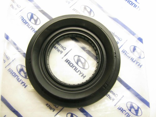 NEW - OEM GENUINE Auto Trans Output Shaft Seal For Hyundai 452453B100 ...