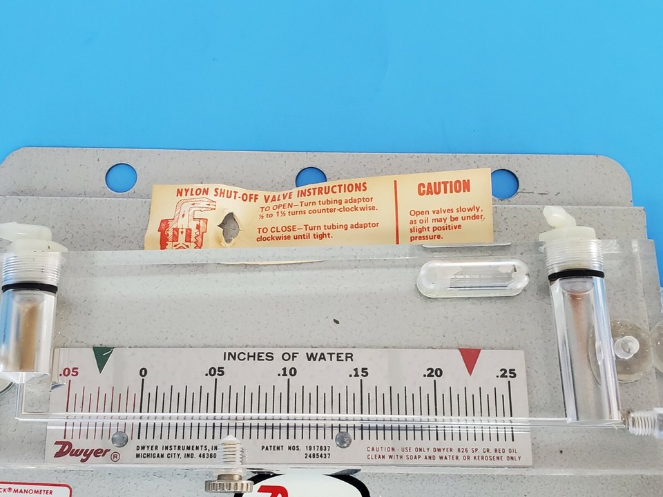 NEW DWYER CAT. NO. 215 INCLINED MANOMETER .05-0-.25 IN. WATER 684 (NO ...