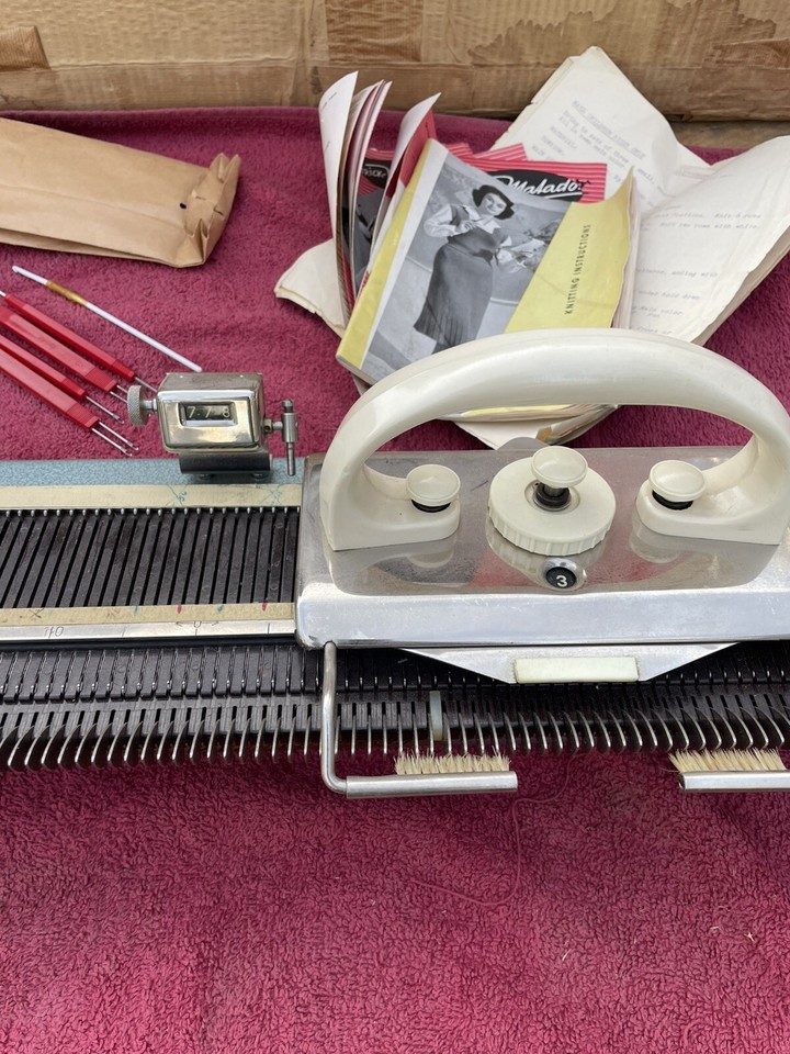 Vintage Strick-Matador Tanzer Werk Knitting Machine Made In Germany ...