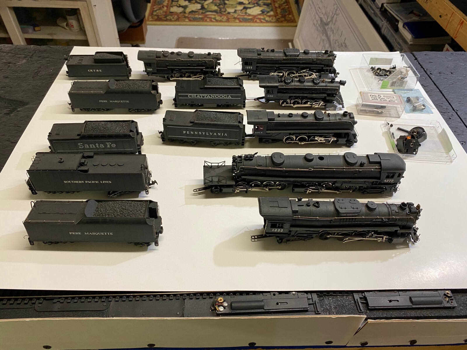 Lot of various AHM/Rivarossi/Mantua Stream engines for parts or rebuild ...