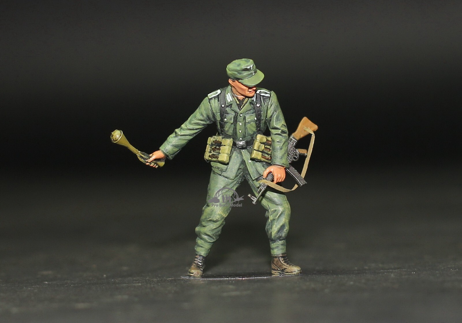 PreSale 1:35 ProPainted German Tank Hunters 1943-44 WW2 (4 figures) | eBay
