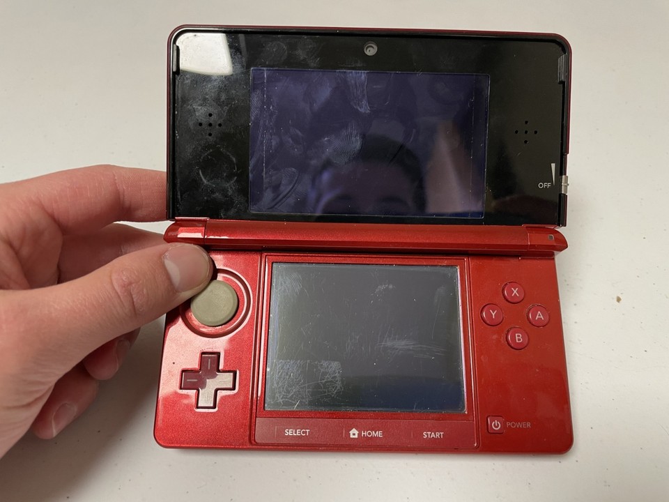 Nintendo 3DS Handheld Video Game Console Red (CTR-001) Japanese For ...