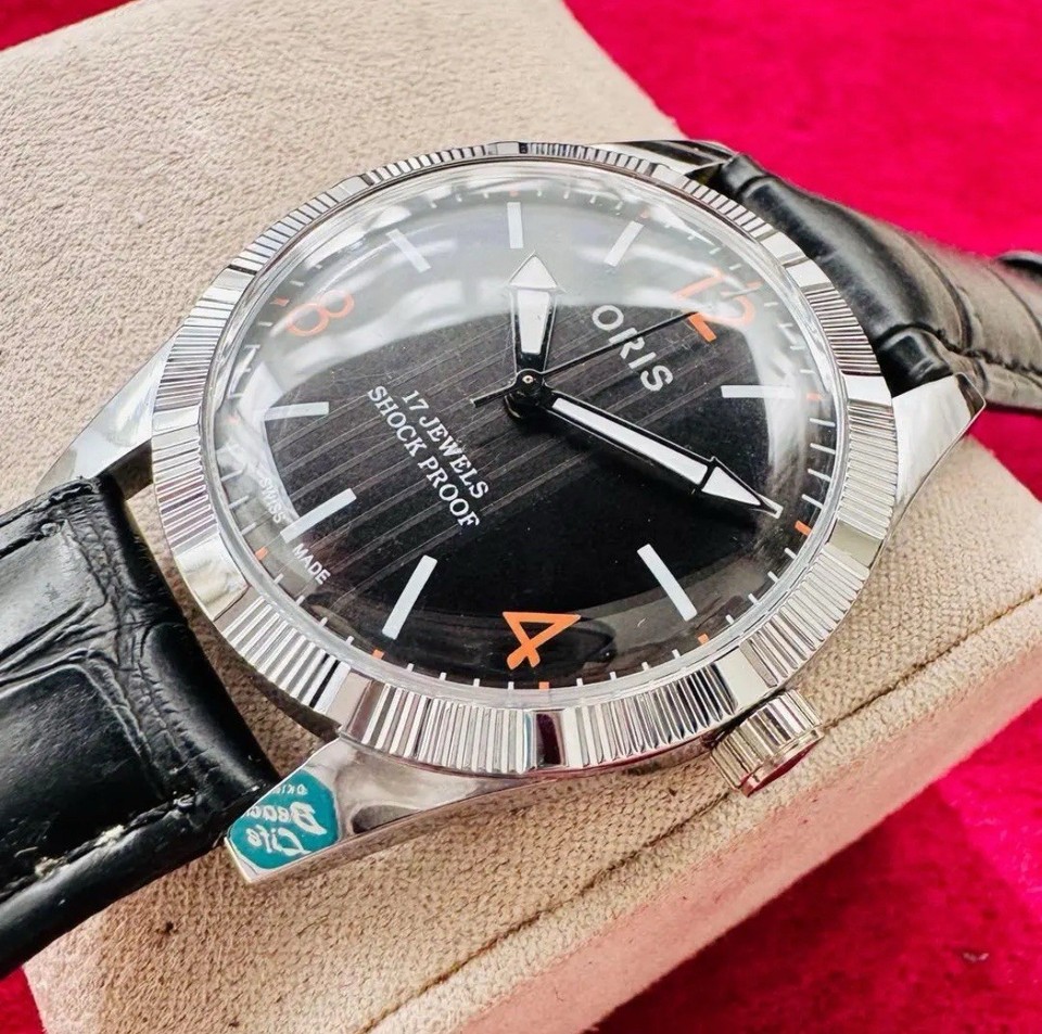 ORIS Vintage Swiss Hand-Wind Watch 17 Jewels Serviced Working Mens 35mm ...