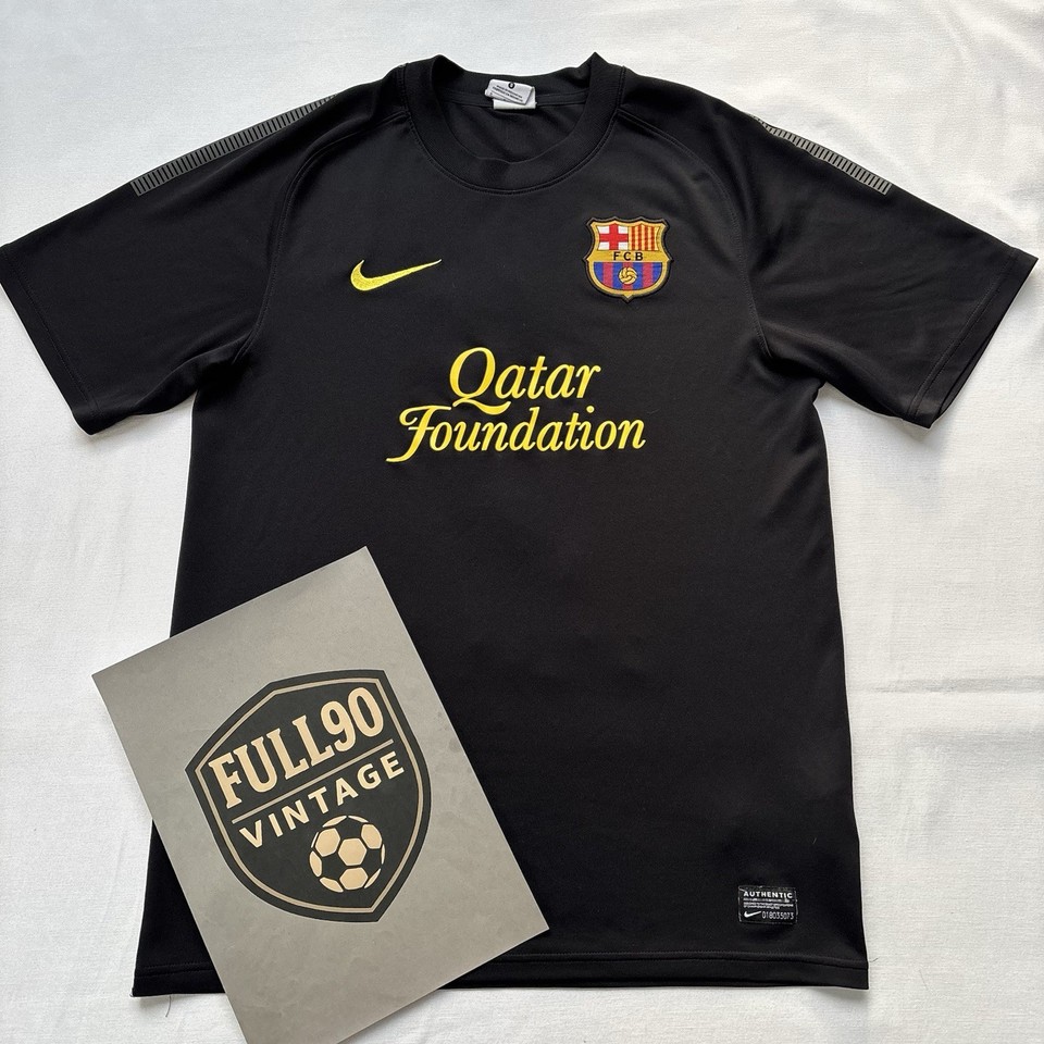 Nike FC Barcelona 2011/12 Away Kit David Villa 9 Size S | eBay UK