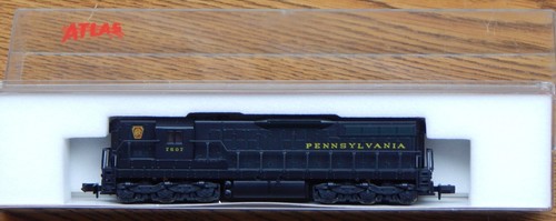 ATLAS 4527 PRR PENNSYLVANIA EMD SD-9 LOCO ENGINE USED VERY LITTLE N ...