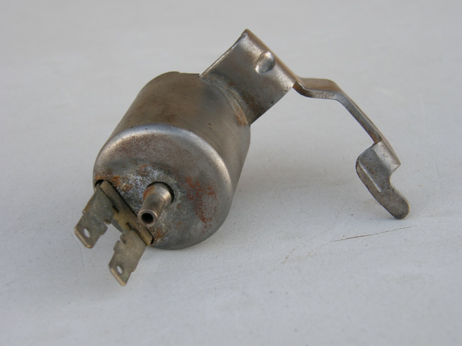 1997-2003 GM Chevy Buick Olds Pontiac TCS Solenoid & Bracket DR 1997433 ...