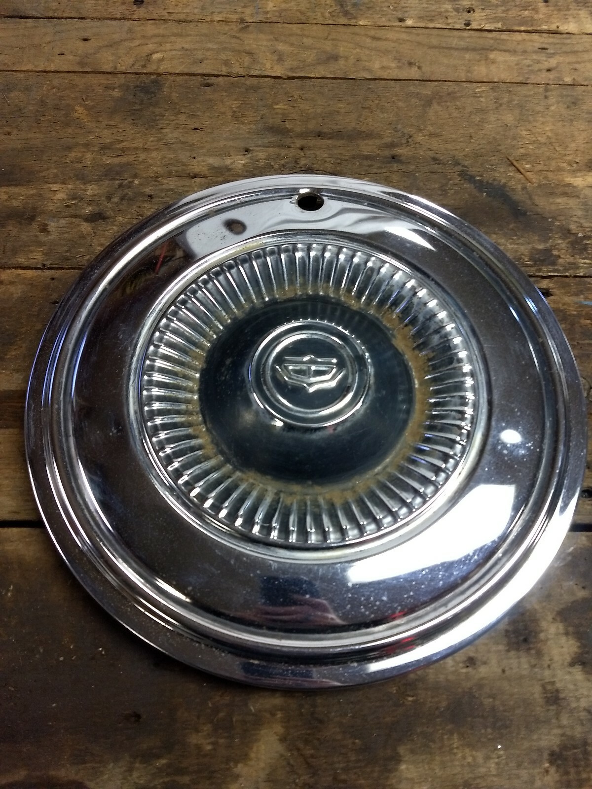 VINTAGE HUB CAP AFTER MARKET FORD | eBay