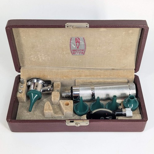 Welch Allyn Plug In Otoscope Ophthalmoscope w/ Pneumatic Head Case - NO ...