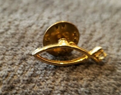 Vintage gold tone Fish Christian lapel pin with small stone Jesus ou27 ...