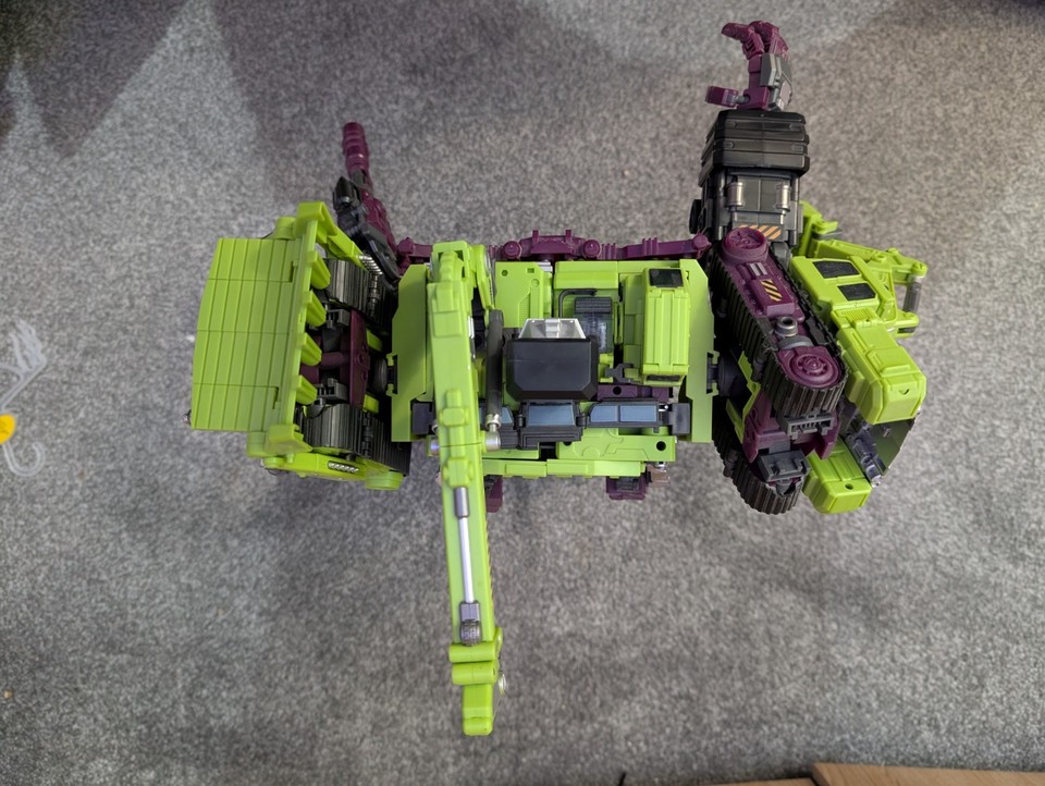 Transformers Masterpiece Scale Gravity Builder 2.0 Third Party ...