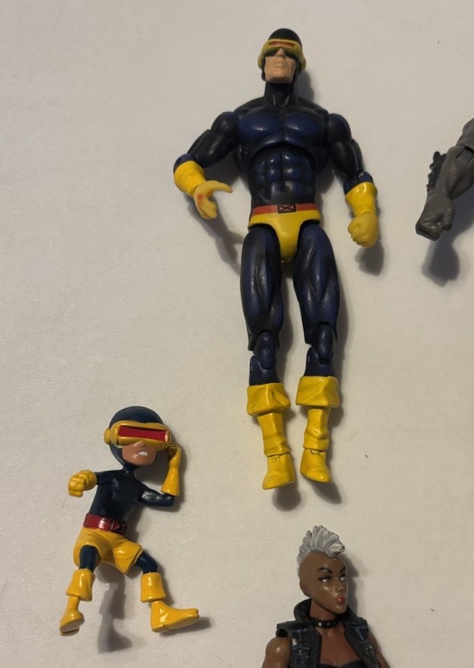 Marvel Universe X-Men Lot Of 8 - Beast Colossus Cyclops 3.75” Loose ...