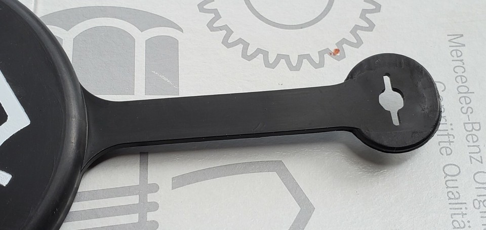 Mercedes GENUINE Washer Tank Cap Reservoir Cover Windshield Wiper Fluid ...