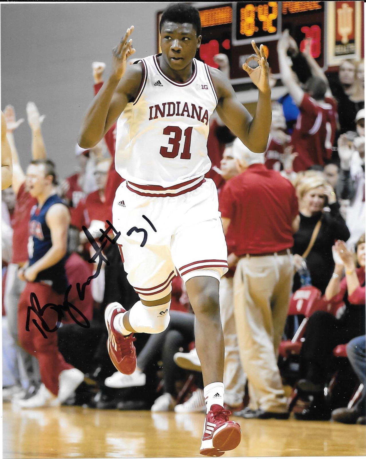 THOMAS BRYANT HAND SIGNED INDIANA HOOSIERS 8X10 PHOTO W/COA | eBay