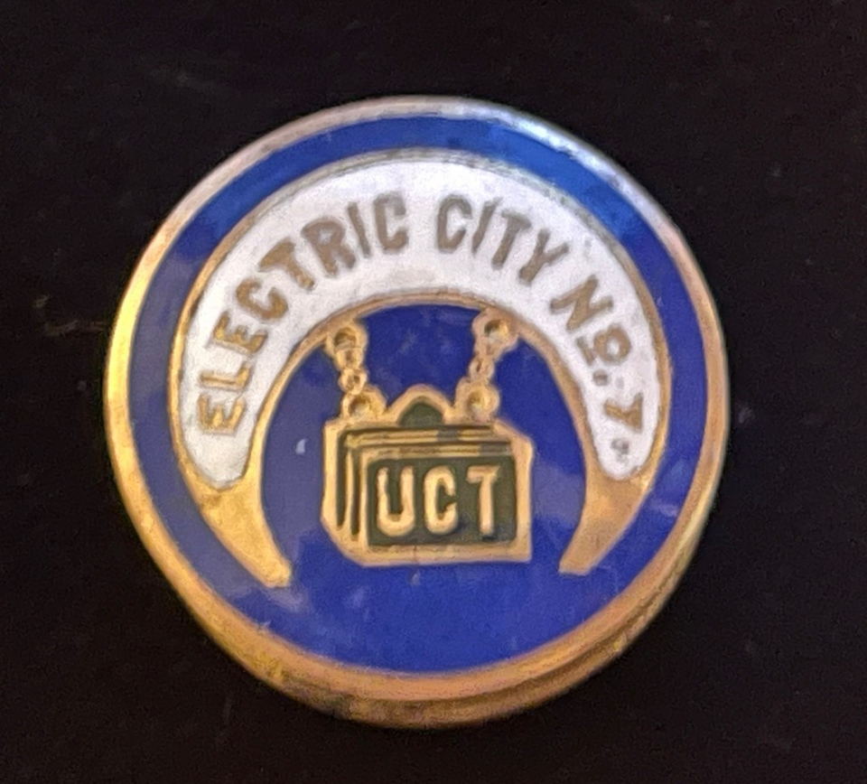 UCT Cobalt Blue Color Goldtone Letters On WhiteVintage SCREWBACK Tack ...
