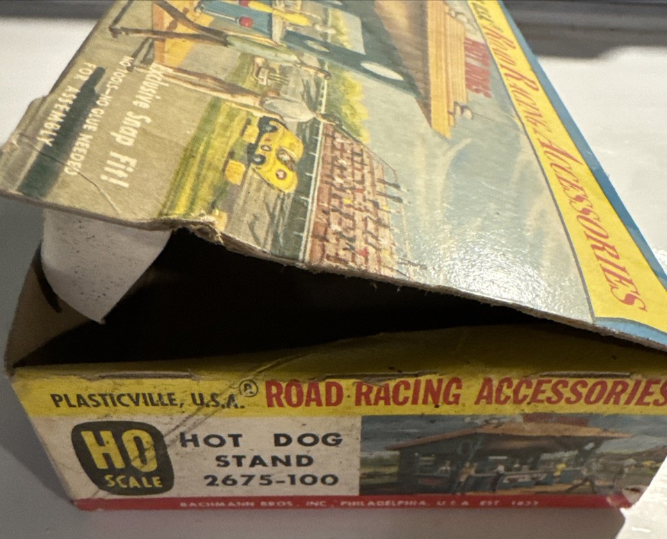 Plasticville USA Hot Dog Stand 2675-100 Ho Scale | eBay