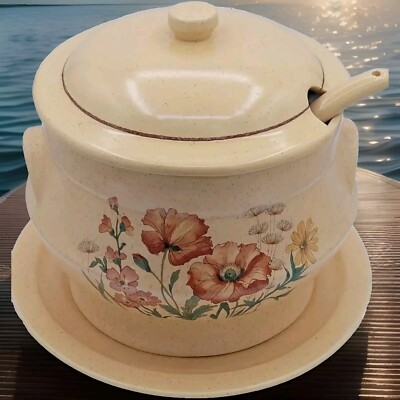 Vtg Large Bean Pot W/Plate & Ladle, Arners Ceramics Collectible Pottery ...