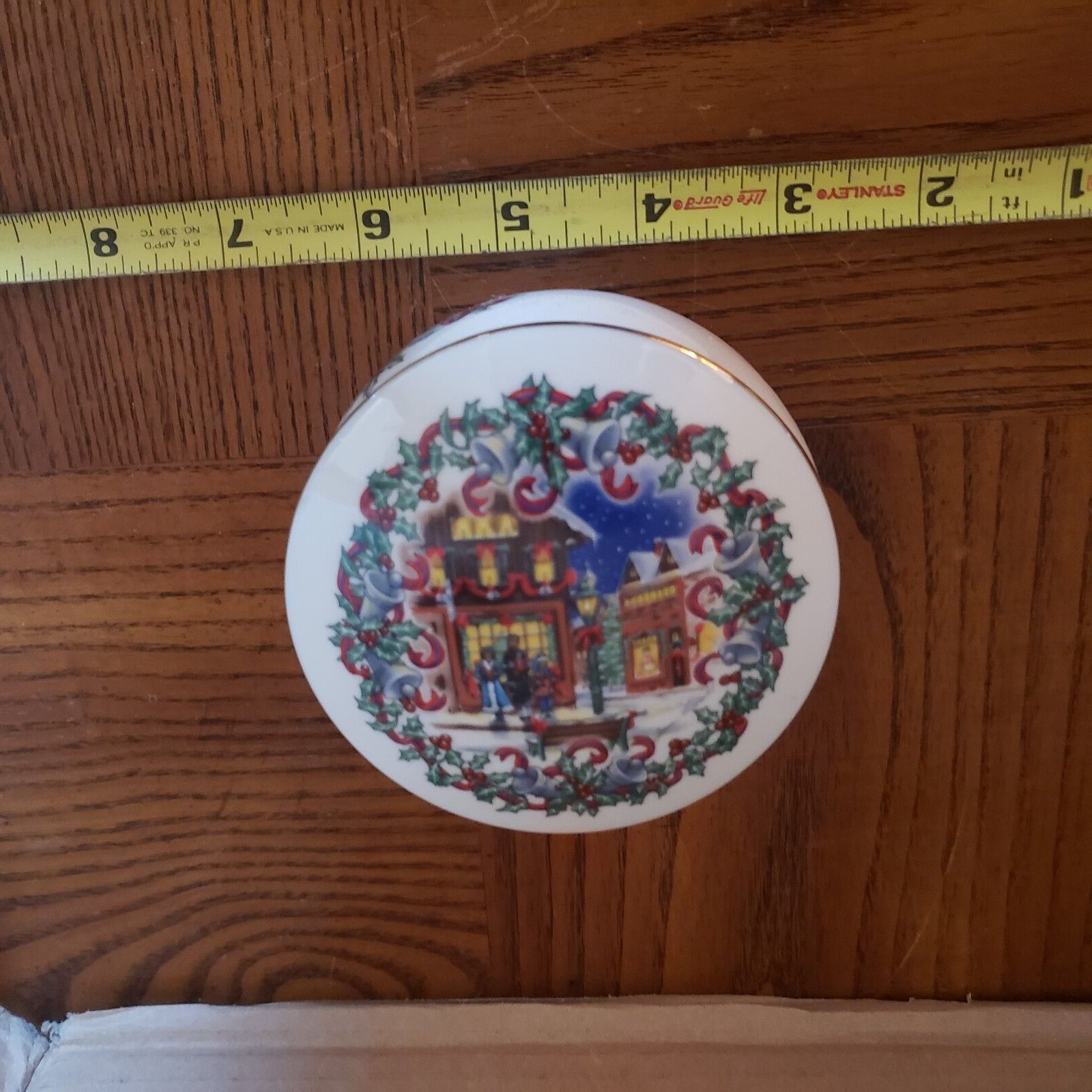 Heritage House Music Box Melodies of Christmas Silver Bells David ...