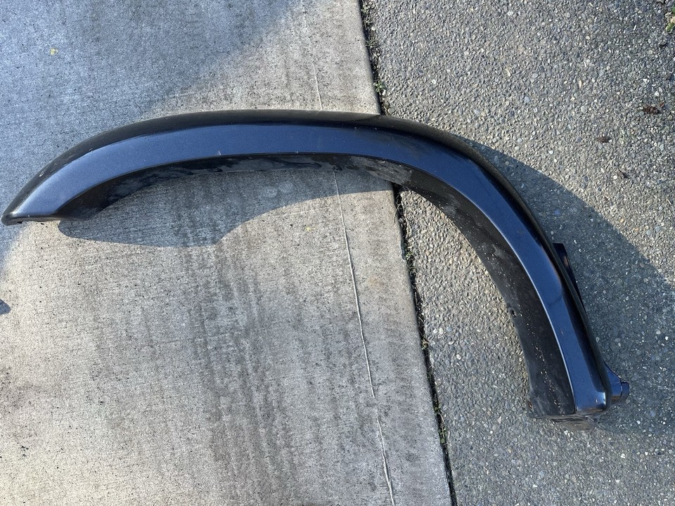 1996 - 2002 TOYOTA 4RUNNER LEFT DRIVER FRONT FENDER FLARE MOLDING Dark ...