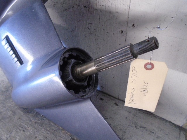 USED OEM Yamaha 115-130 hp COUNTER ROTATING LEFT HAND Outboard Lower ...