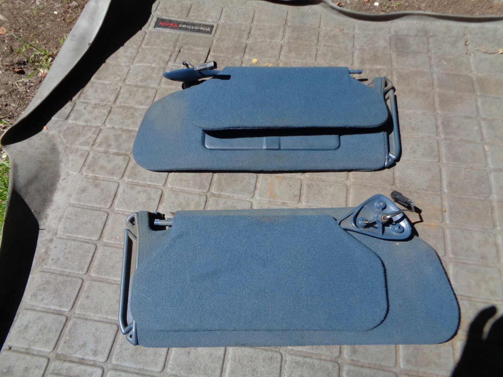 95-04 Blazer Bravada Sun Visor driver passenger set sunvisor BLUE 73B ...