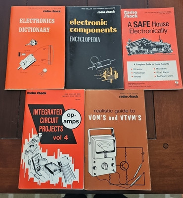 Lot of 5 Radio Shack Project Booklets - Integrated Circuit, Transistor ...