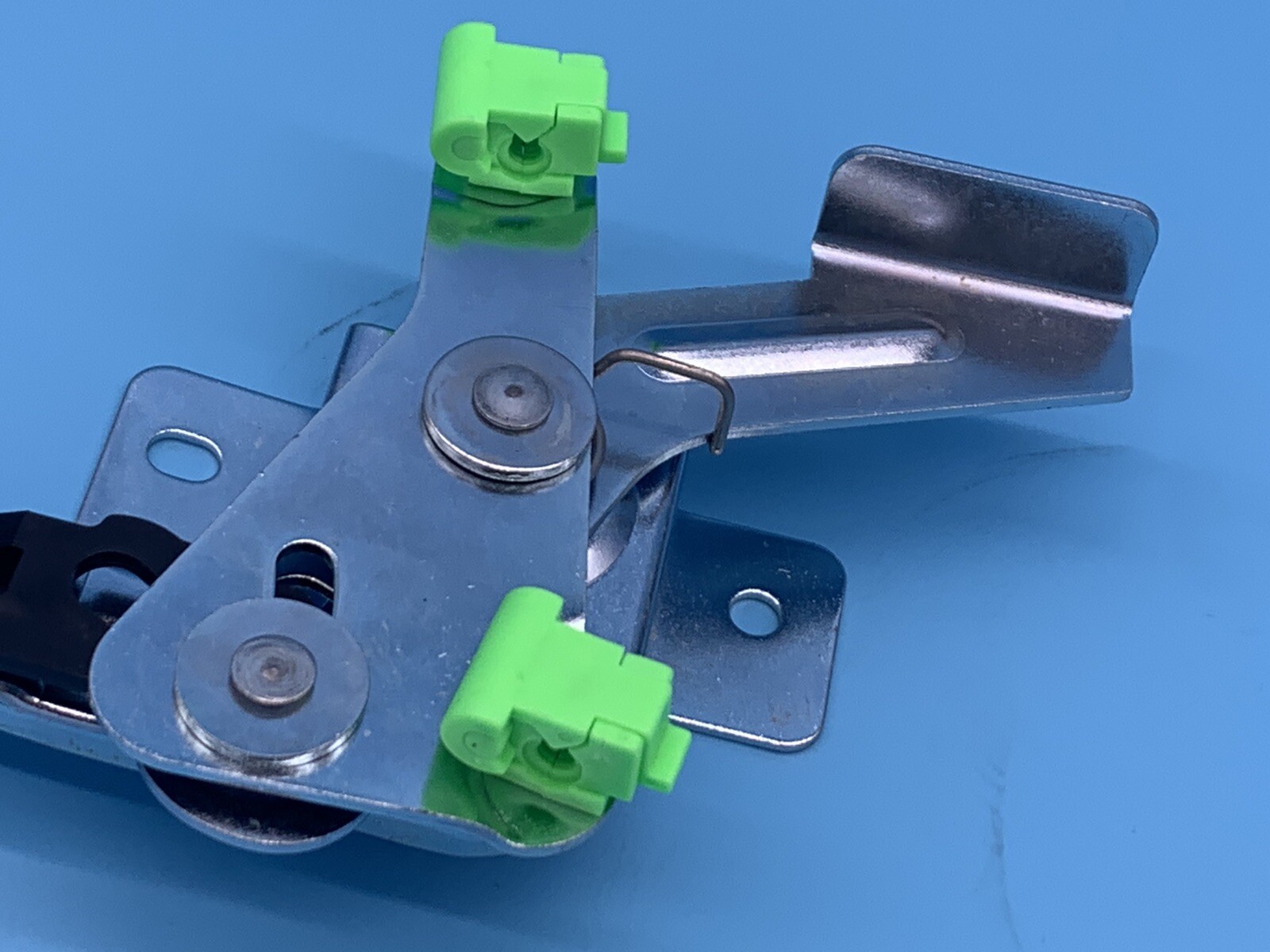 Tailgate Latch w Lock for Ford F-150 F250 F350 Superduty Explorer Sport ...