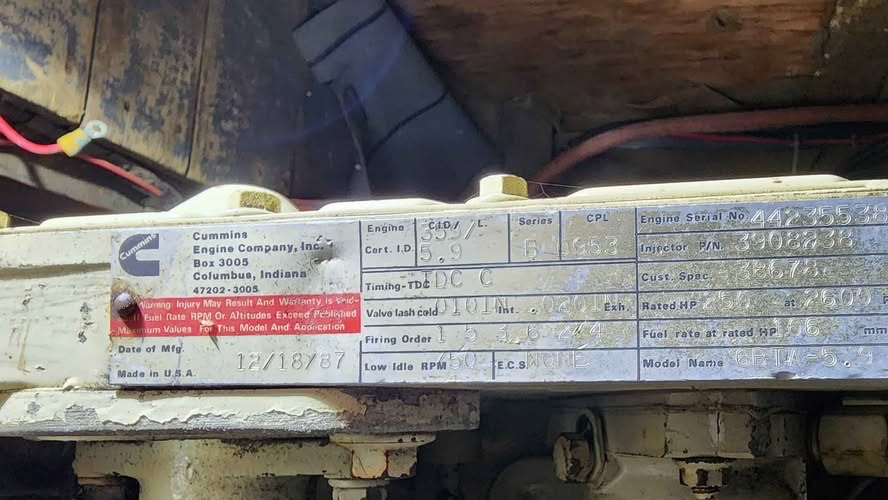 Cummins 6BTA 5.9-M 220 HP Marine Diesel Engine with Twin Disc 502 2-1 ...