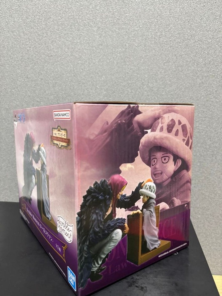 One Piece Ichiban Kuji B Prize Trafalgar Law & Corazon Revible Moment ...
