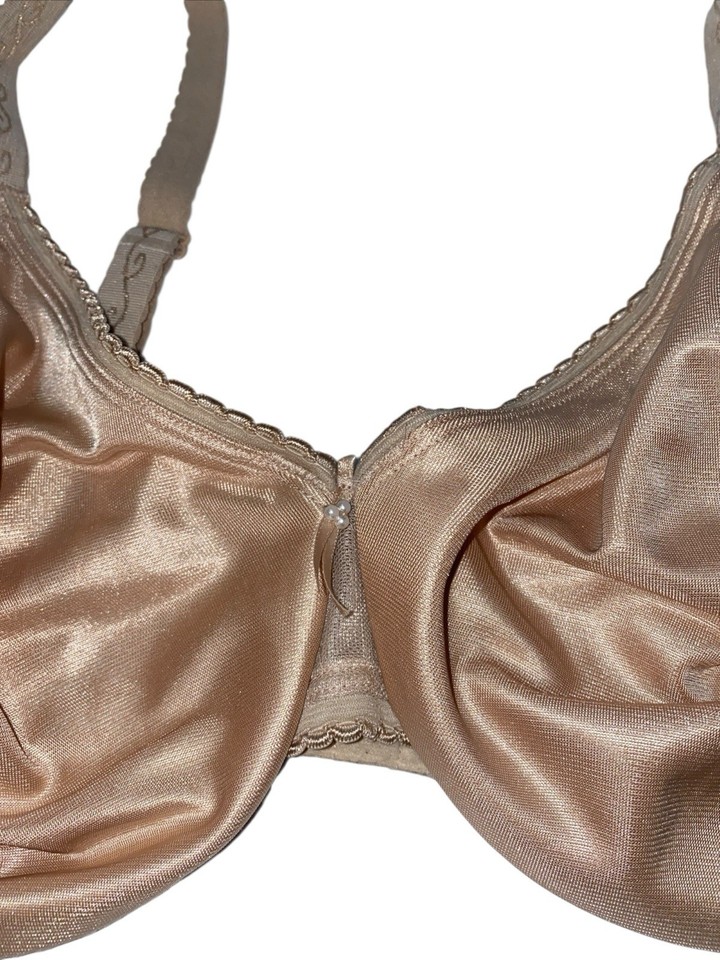 Wacoal SIMPLE SHAPING 857109 Sand Beige Full Coverage Minimizer UW Bra ...