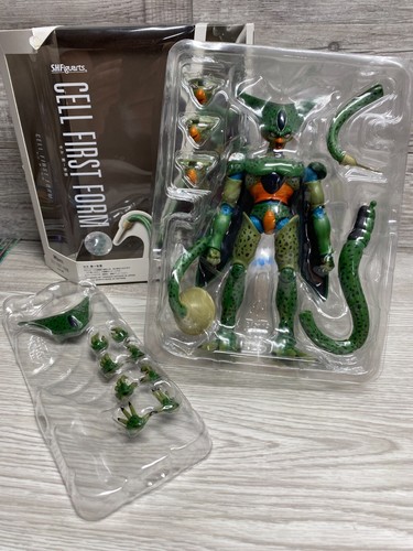 Dragon Ball Z Cell First Form -Bandai Spirits S.H.Figuarts Action ...